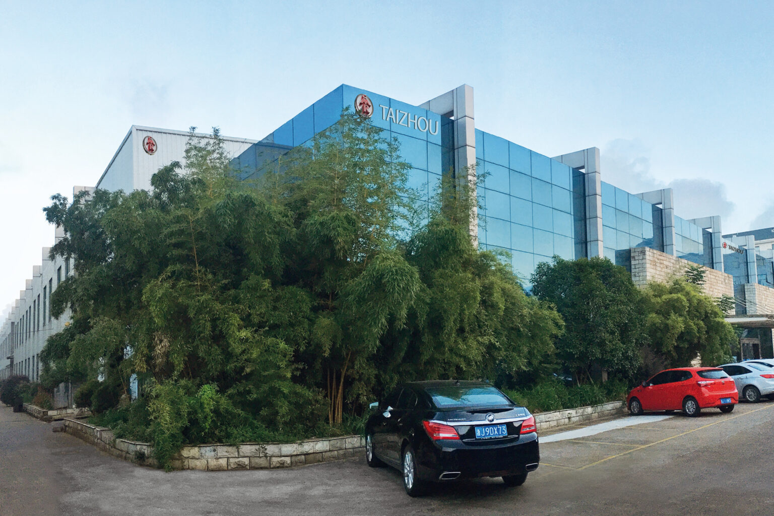 CMR Group | International Company with abroad locations and offices